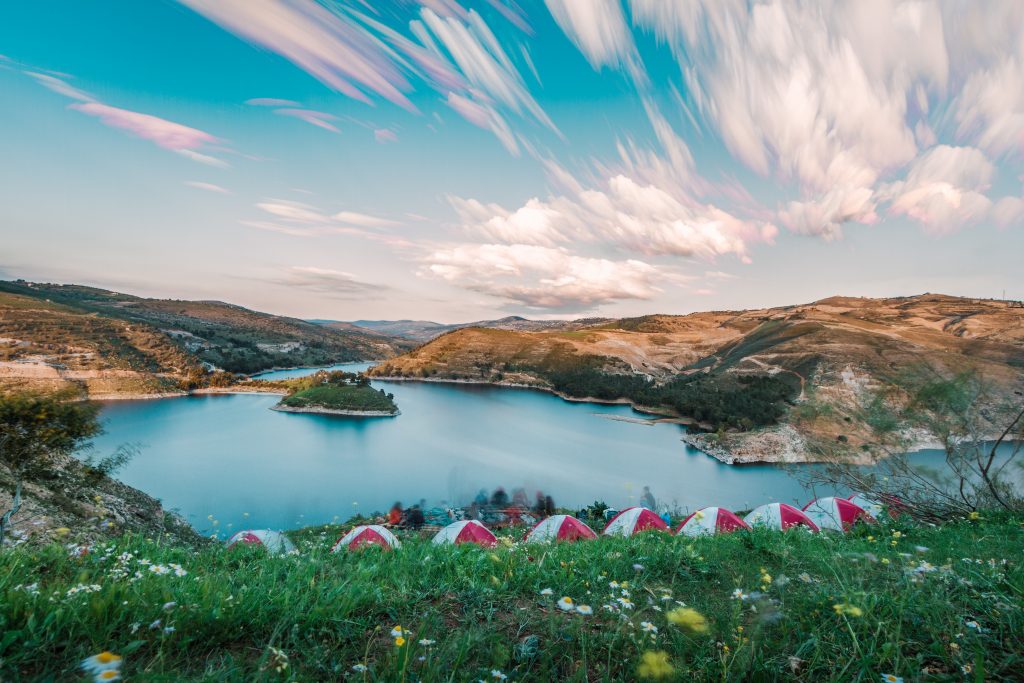 Daily Hike – KHIRBET AL-SOUQ TO KING TALAL DAM – Jordan Trail